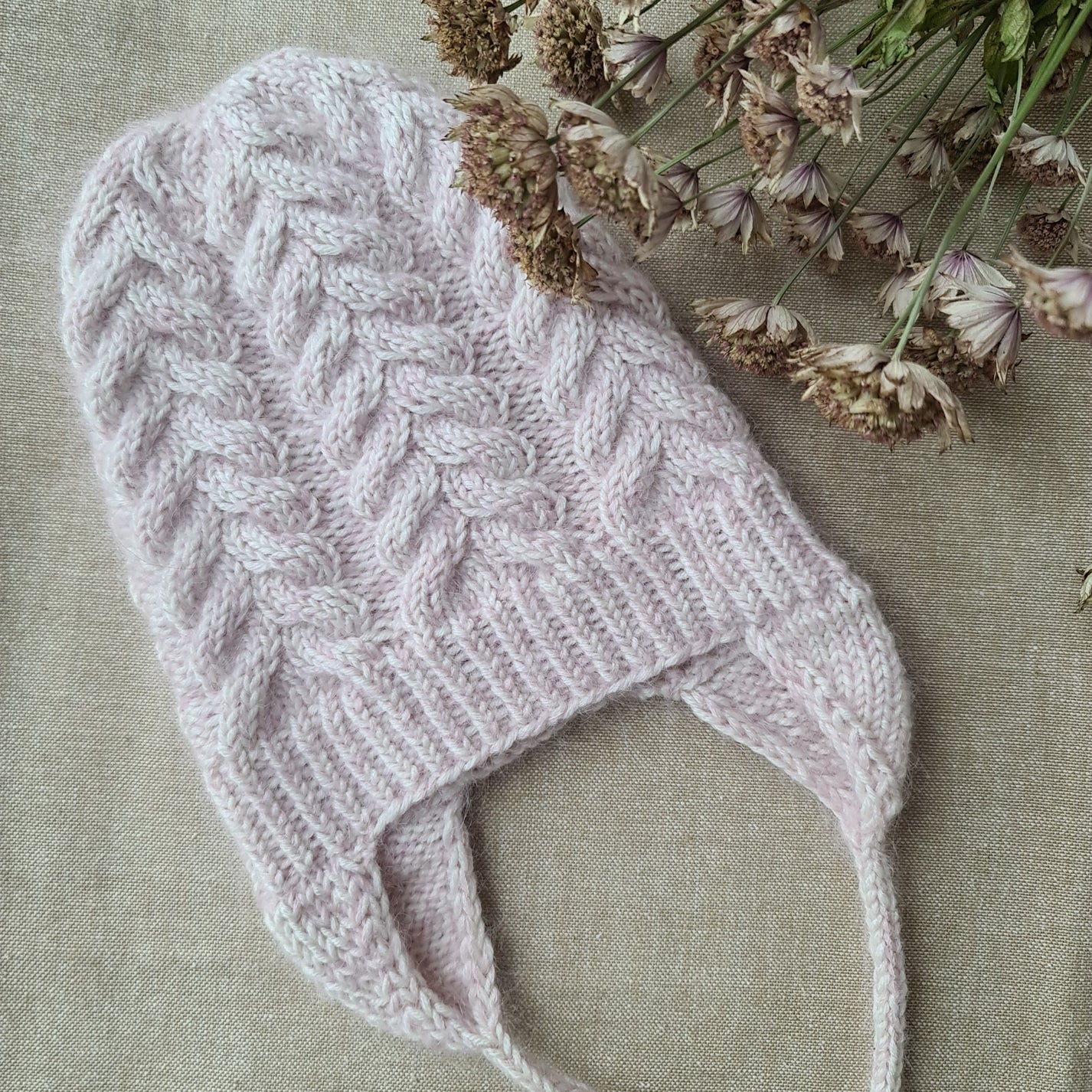 Haselstrauch Kindermütze – Stroff Knitting