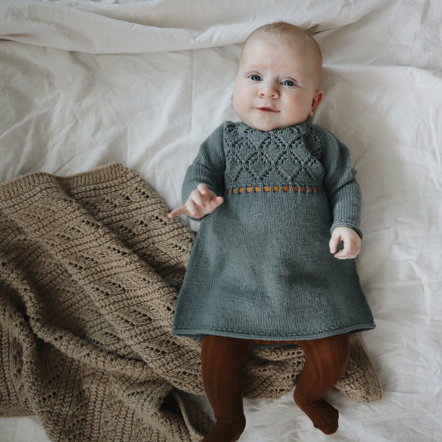 Haselstrauch Weihnachtskleid – Stroff Knitting