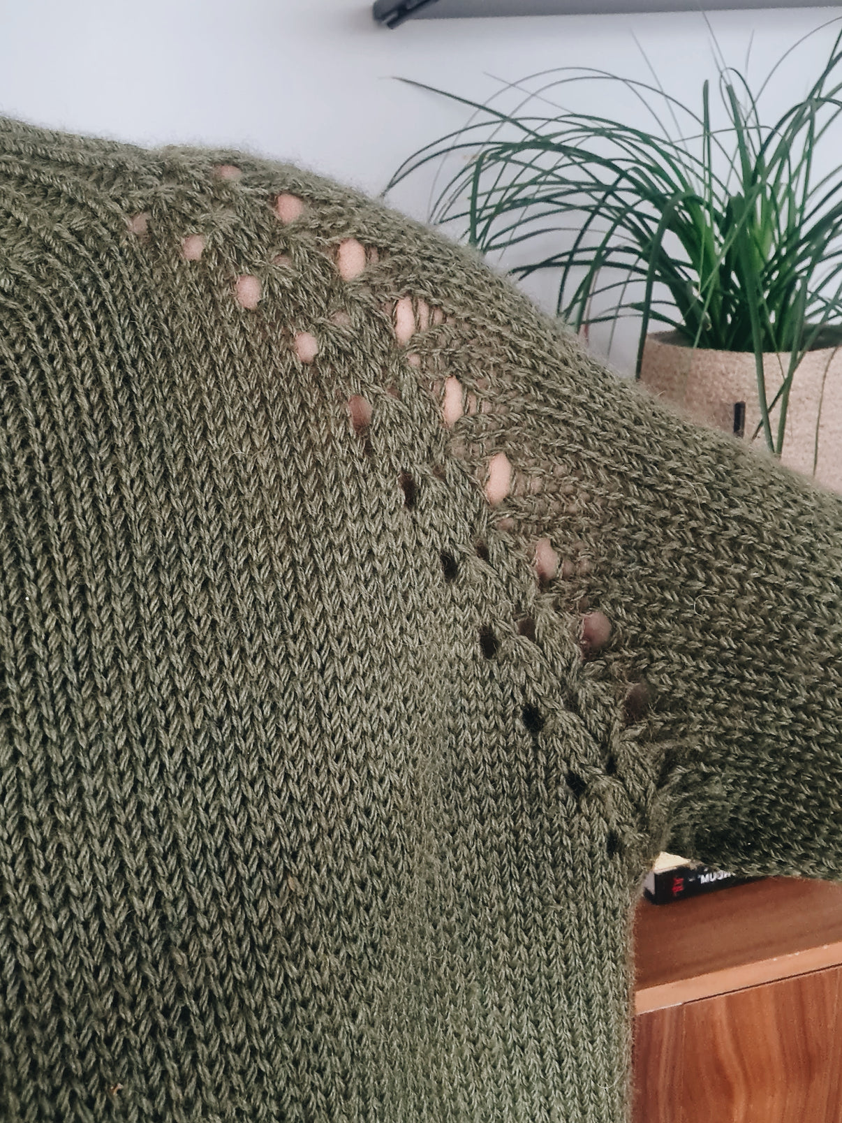 Grüne Göttin Damenpullover – Stroff Knitting
